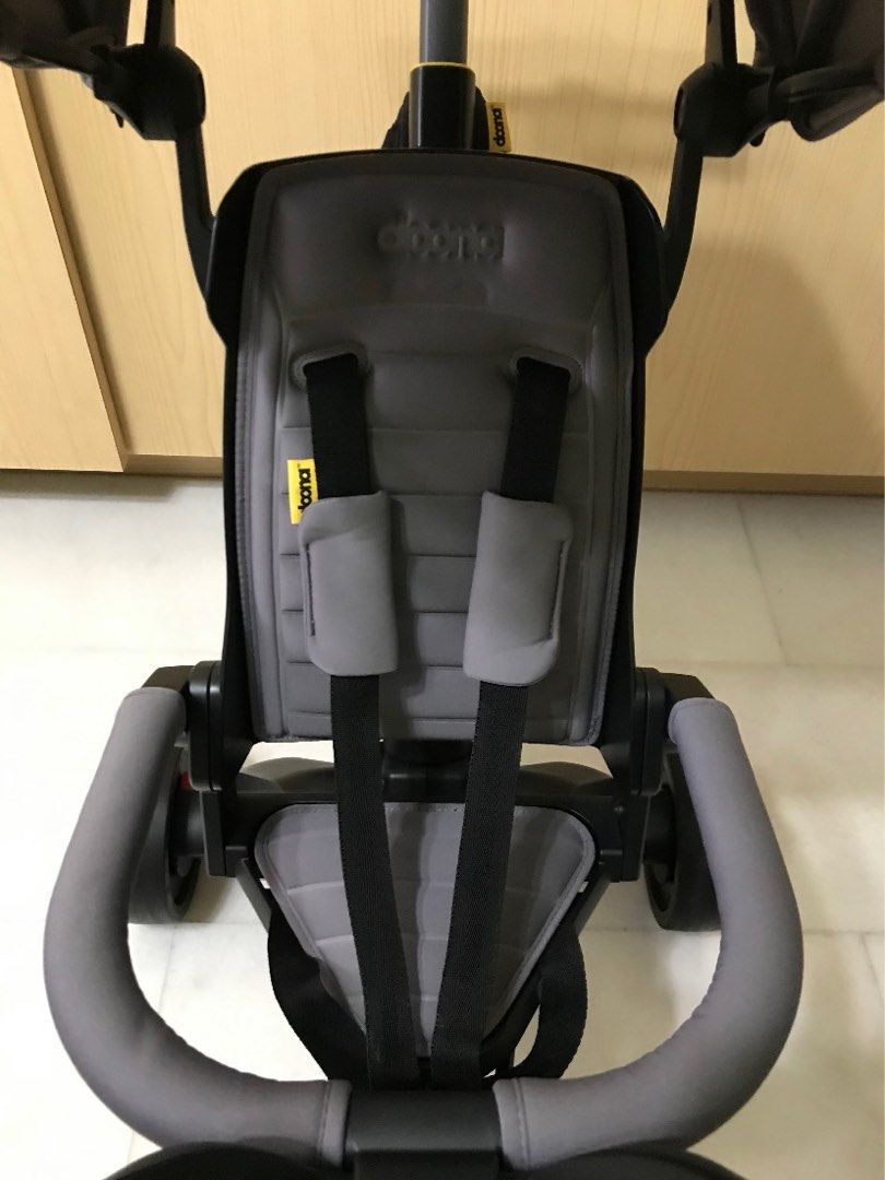 Full set Doona Liki Trike S3 Greyhound, Babies & Kids, Going Out ...