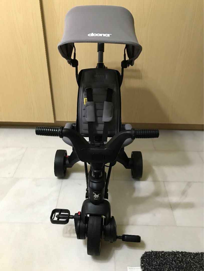 Full set Doona Liki Trike S3 Greyhound, Babies & Kids, Going Out ...