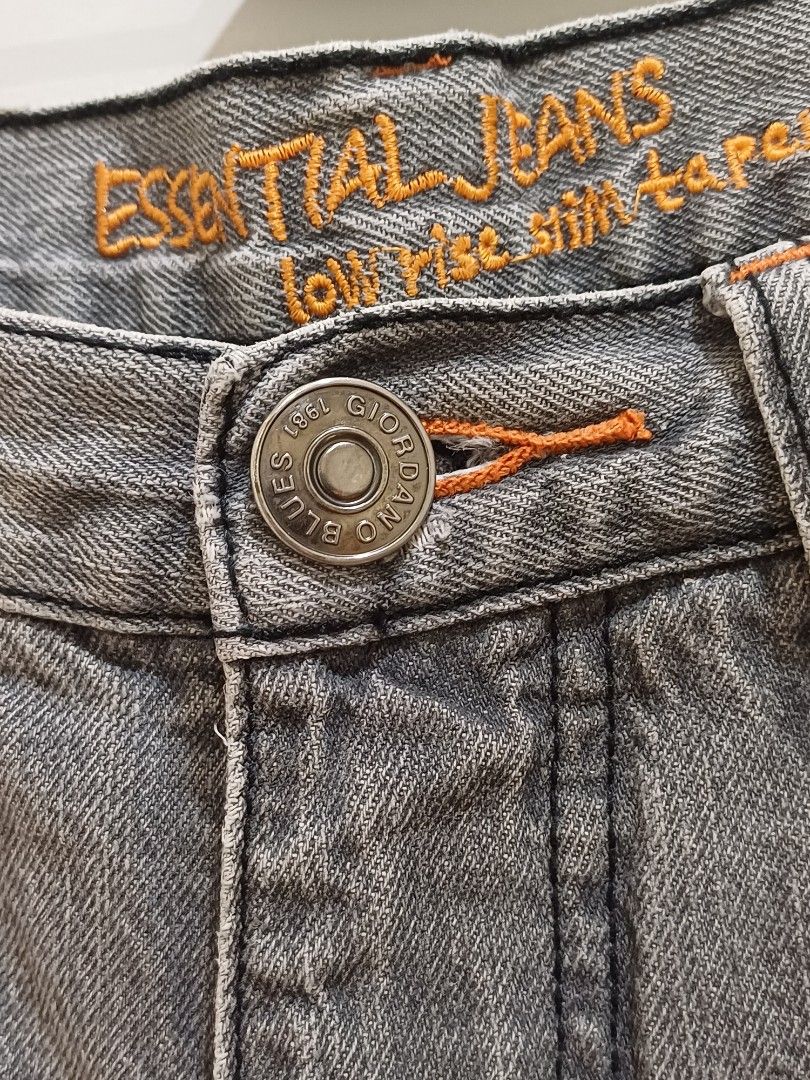 Giordano Essential Jeans Low Rise Slim Tapered Original, Fesyen Pria ...