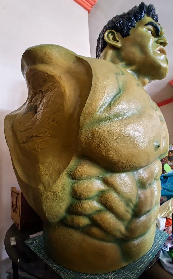 Half body hulk statue on Carousell