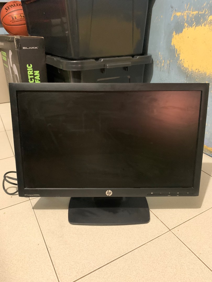 Hp compaq LE2002x, Computers & Tech, Parts & Accessories, Monitor ...