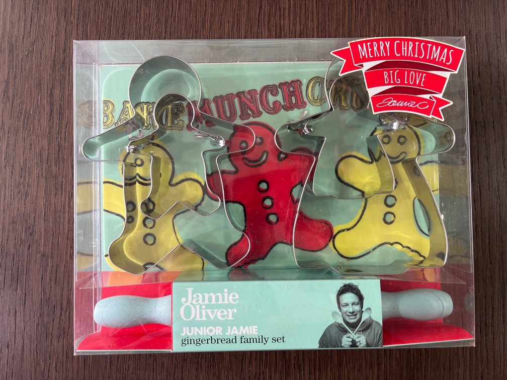 Jamie Oliver Gingerbread man Family set, Furniture & Home Living ...