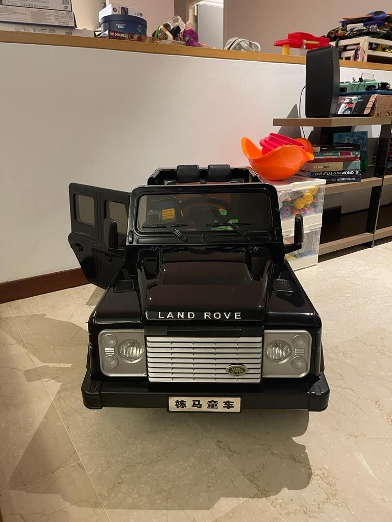 Kids land rover defender, Hobbies & Toys, Toys & Games on Carousell