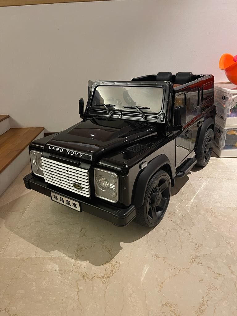 Kids land rover defender, Hobbies & Toys, Toys & Games on Carousell