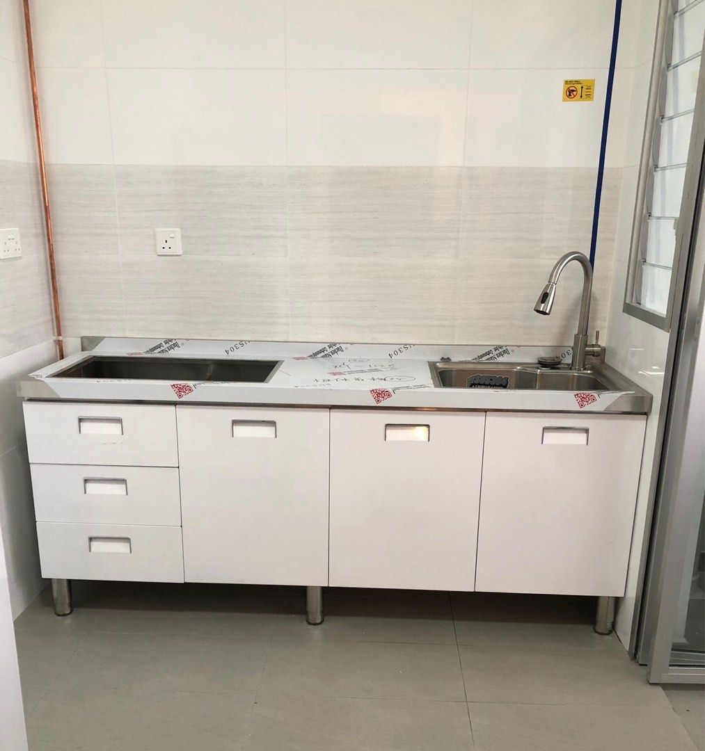 Kitchen Cabinet customise 80cm on wards, Furniture & Home Living ...