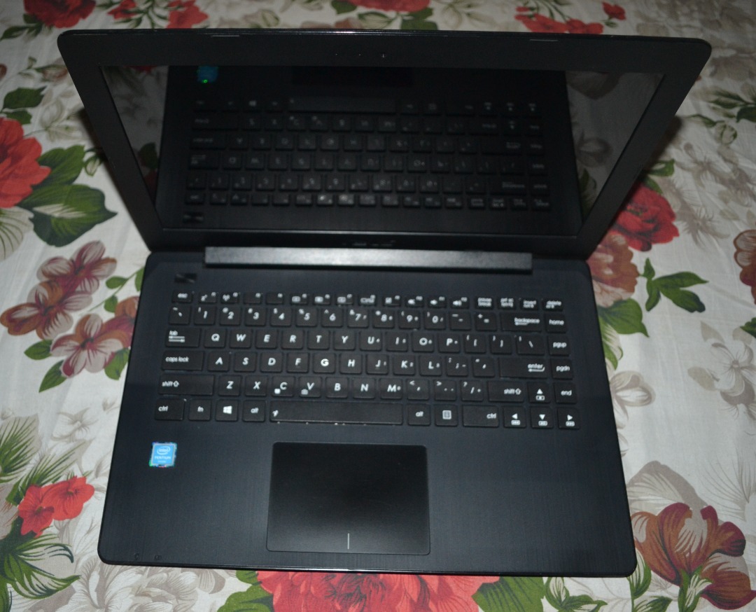 laptop Asus X453S 14" HD Display, QuadCore, 4CPUs, 4GB RAM, 120GB SSD ...