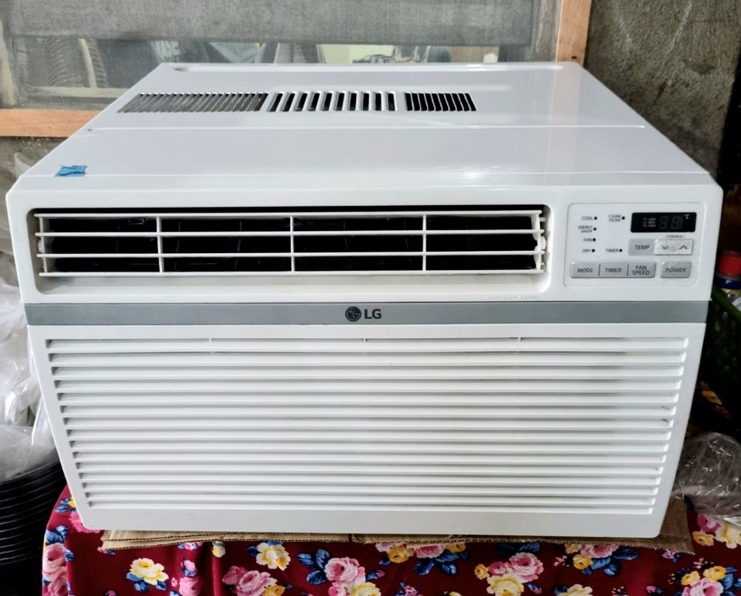 LG Digital Aircon (1 month used) w/ Remote, TV & Home Appliances, Air ...
