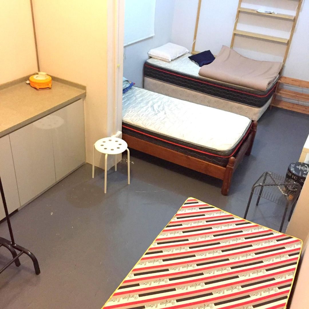 Living Quarters HDB Shop near Redhill MRT, Property, Rentals, Room ...