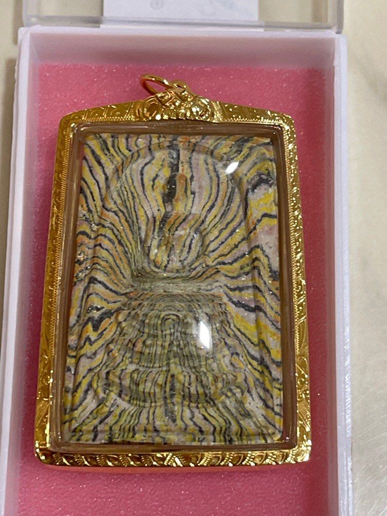 Lp pae somdej katok 2515, Hobbies & Toys, Memorabilia & Collectibles ...