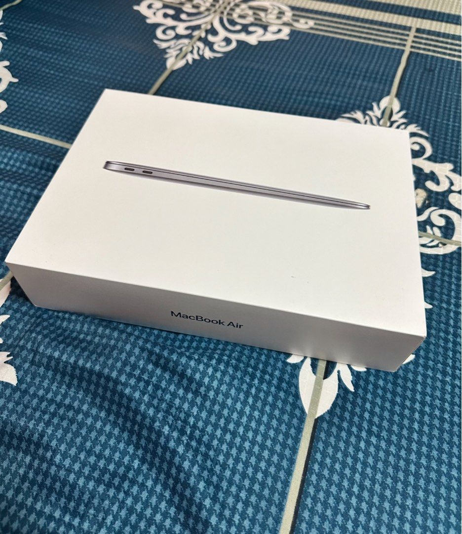 MacBook Air M1 (2020)| 26 CYCLE, Computers & Tech, Laptops & Notebooks on Carousell