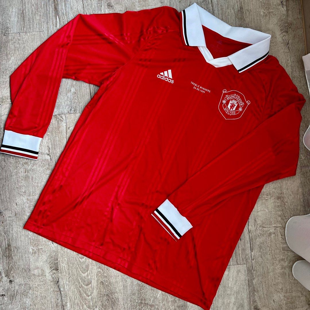 Manchester United Retro Kits, Men's Fashion, Tops & Sets, Tshirts ...