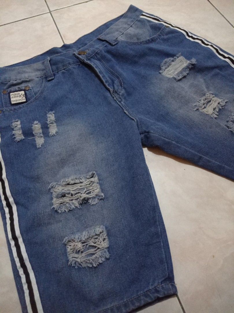 MAONG TOKONG SHORT, Women's Fashion, Bottoms, Shorts on Carousell
