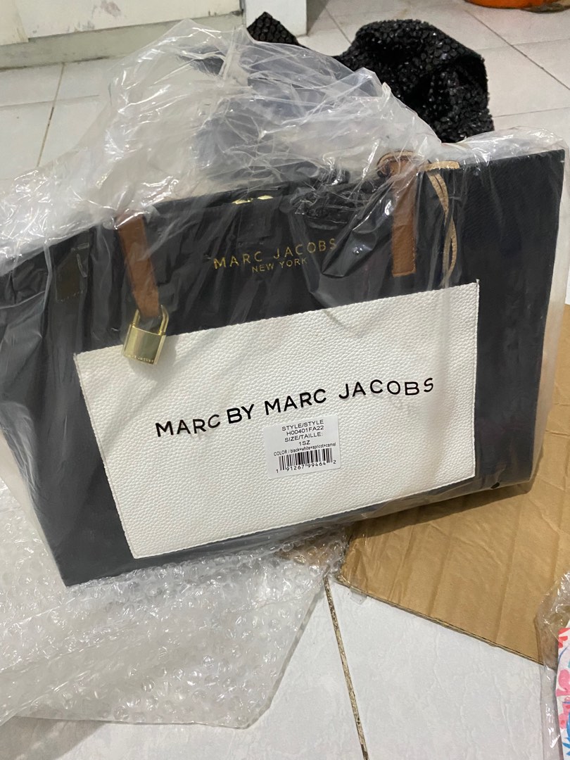 Marc Jacobs Grind 2 tone on Carousell