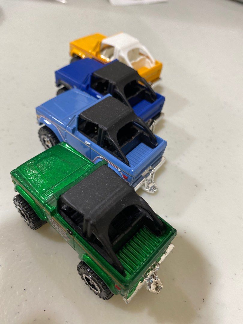 Matchbox Ford Bronco (1 set), Toys & Collectibles, Mainan di Carousell