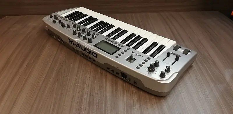 M-Audio Ozonic Keyboard Audio/Midi Interface Controller Firewire ...
