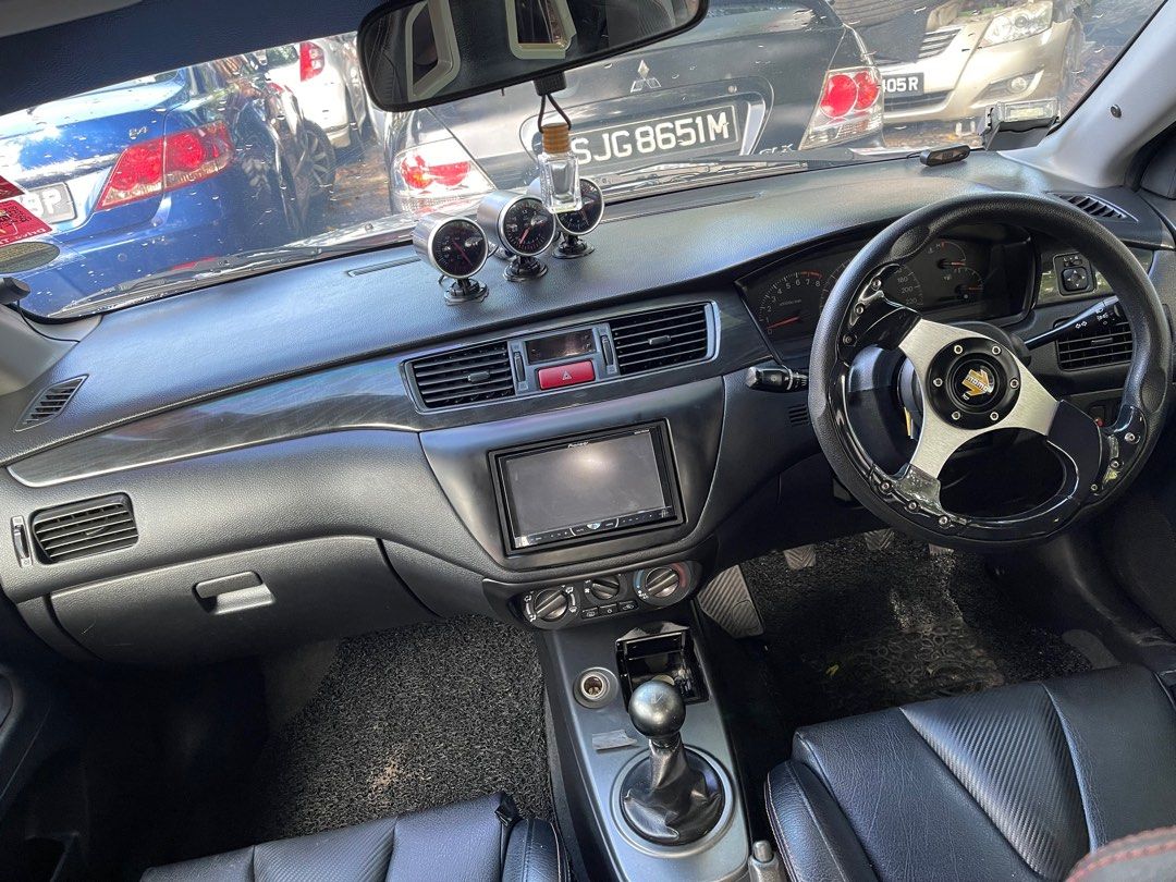 Mitsubishi lancer cs3 1.6- nice seats and parts, Car Accessories ...