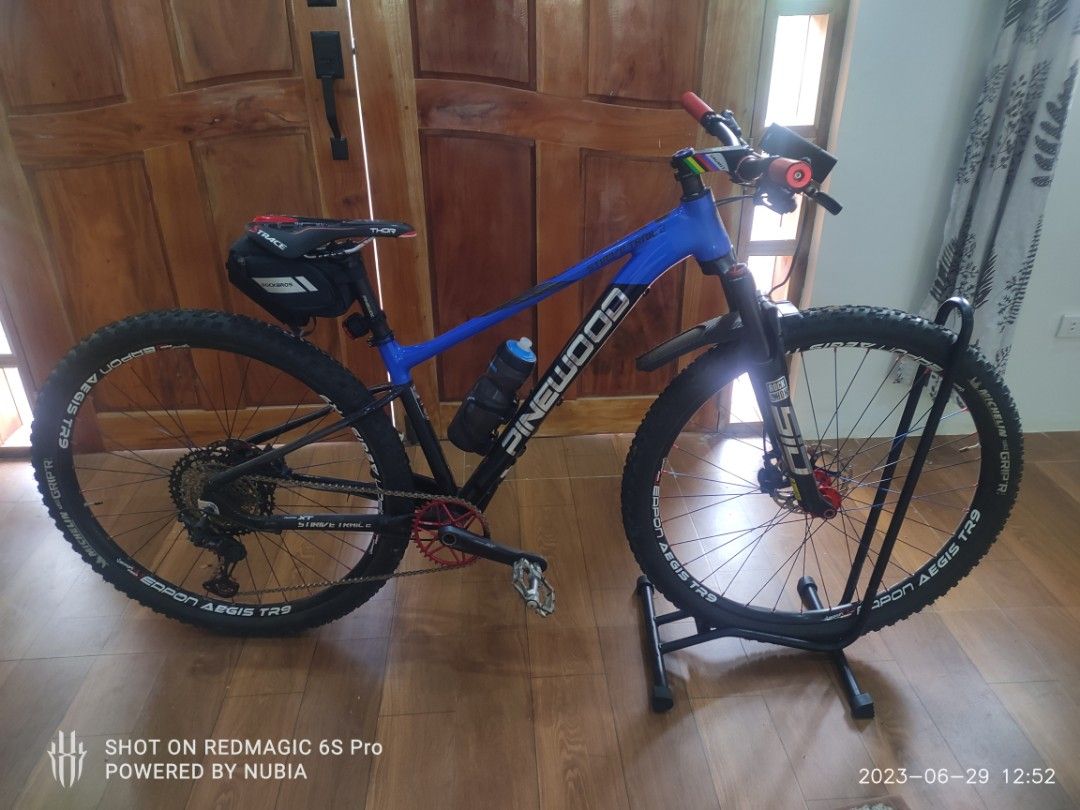 Mountain bike pinewood deore xt on Carousell