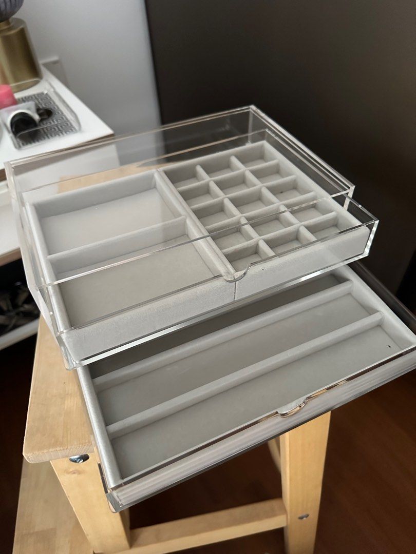 Muji Jewellery Box, Women's Fashion, Jewelry & Organisers, Accessory ...