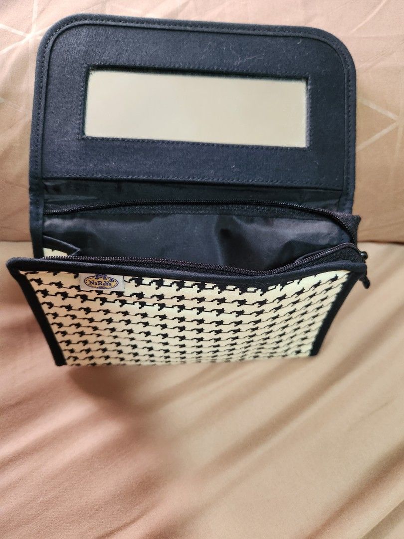Naraya Cosmetics Pouch, Women's Fashion, Bags & Wallets, Purses ...