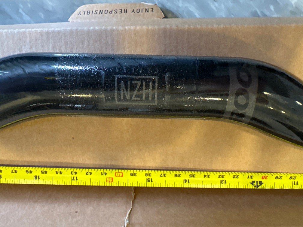 Nukeproof HZN Carbon Handlers Bar, Sports Equipment, Bicycles & Parts ...