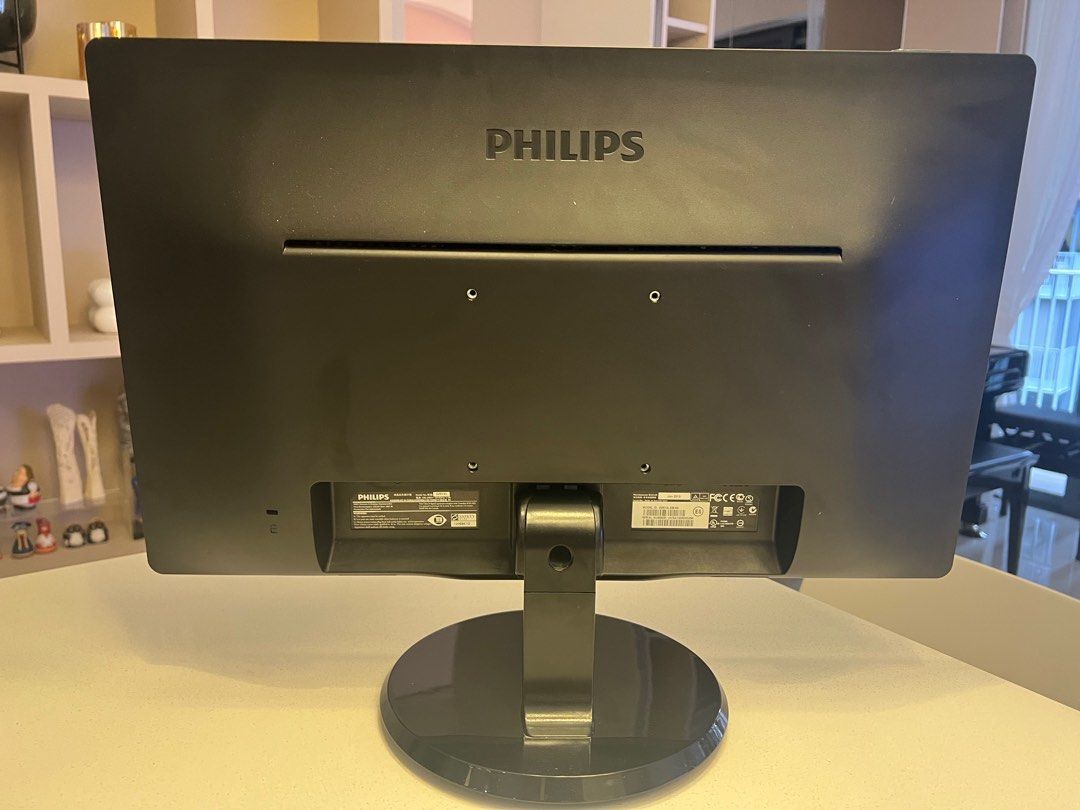 Philips LED Monitor 226V4L, Computers & Tech, Desktops on Carousell