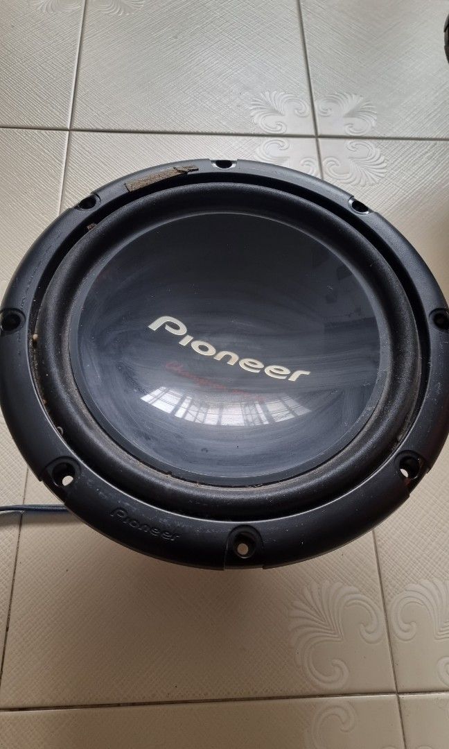 Pioneer sub woofer with Amp, Audio, Soundbars, Speakers & Amplifiers on ...