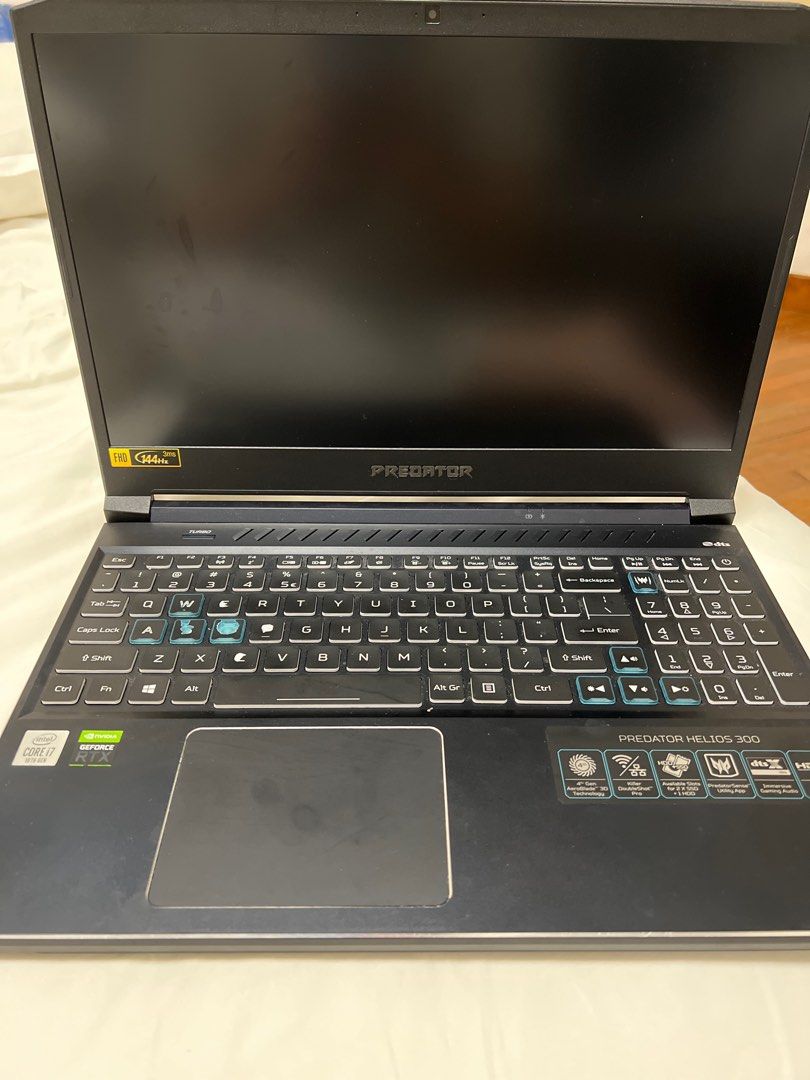 Predator Helios 300 (2020) + free stuff, Computers & Tech, Laptops ...