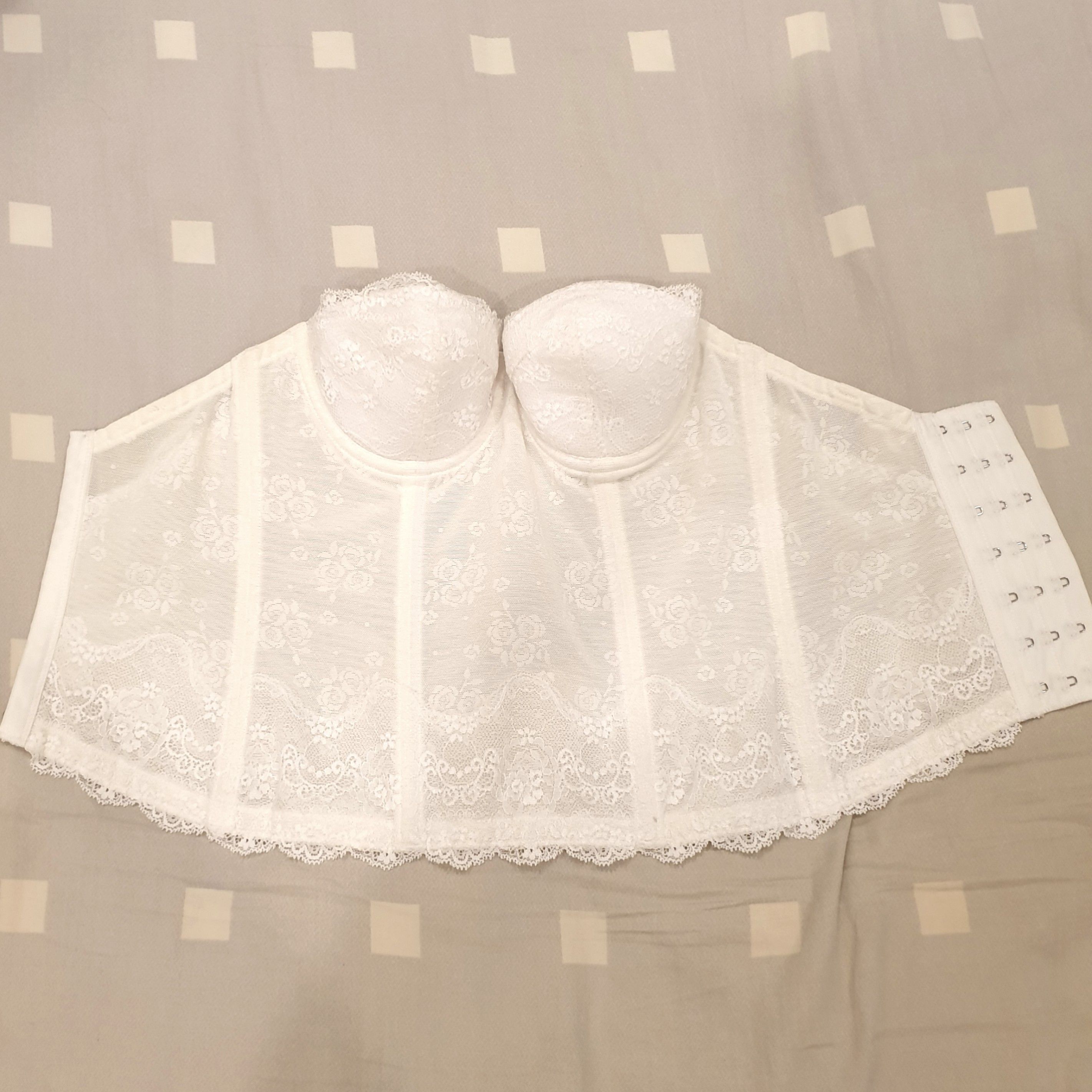 Triumph Petite Corset 65B, Women's Fashion, New Undergarments ...