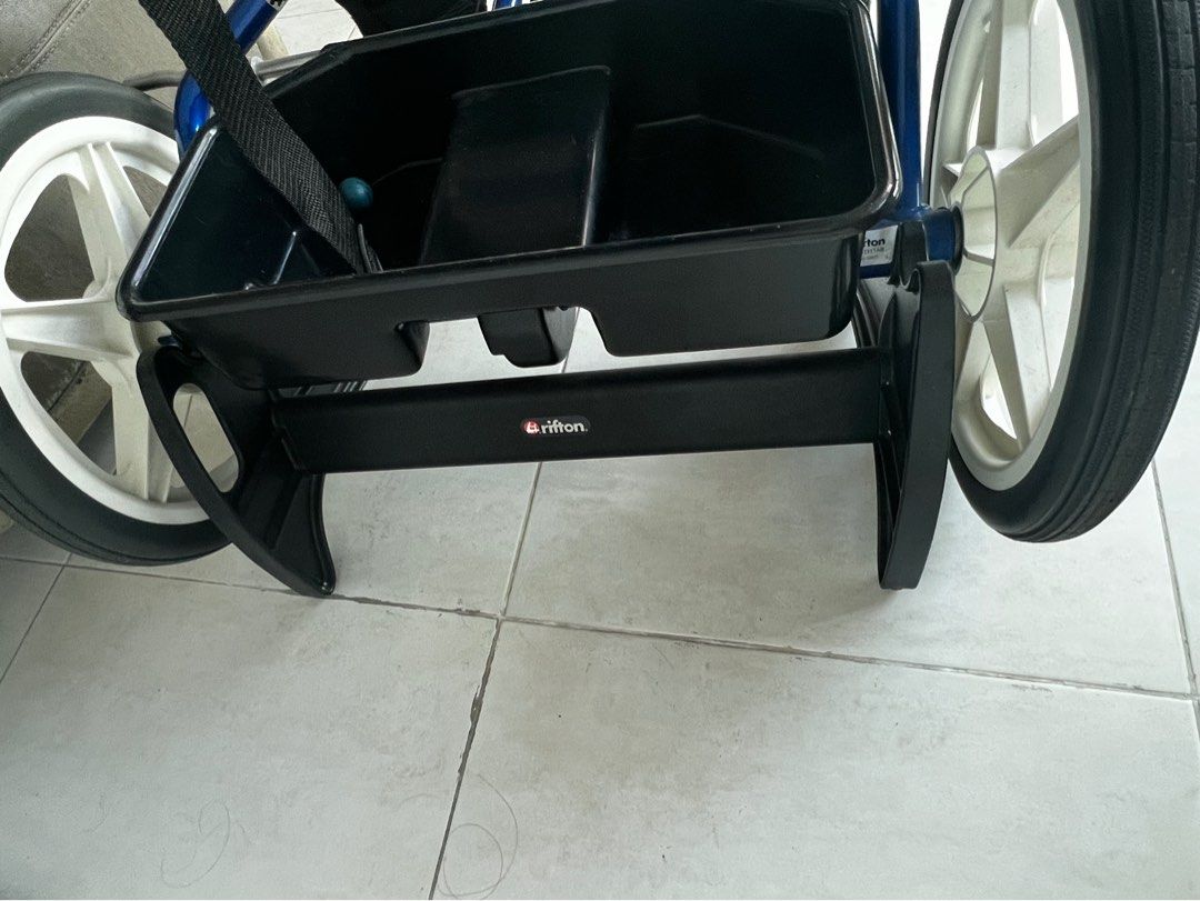 Rifton Adaptive Tricycle (Medium), Health & Nutrition, Assistive ...
