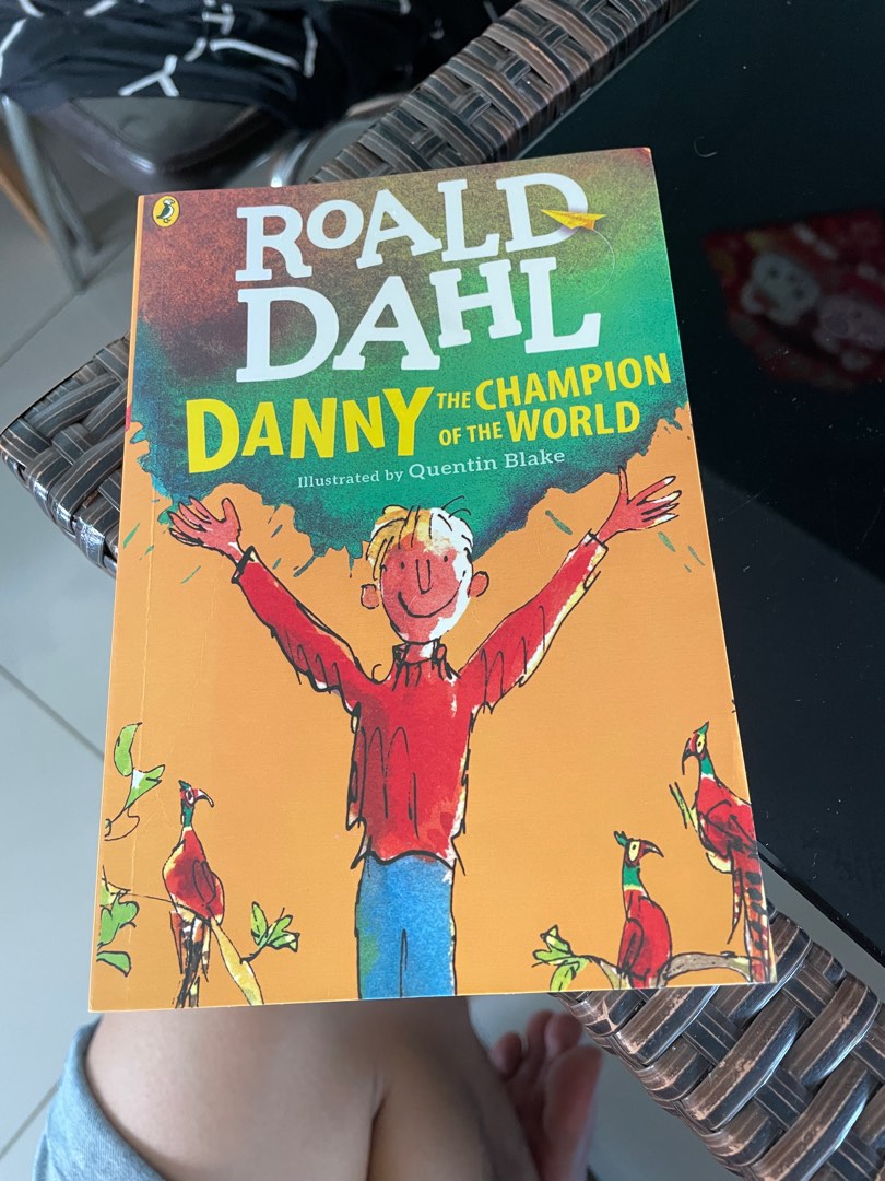 Ronald Dahl children book, Hobbies & Toys, Books & Magazines, Children ...