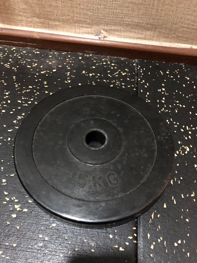 Rubberised 5kg weight, Sports Equipment, Exercise & Fitness, Weights ...