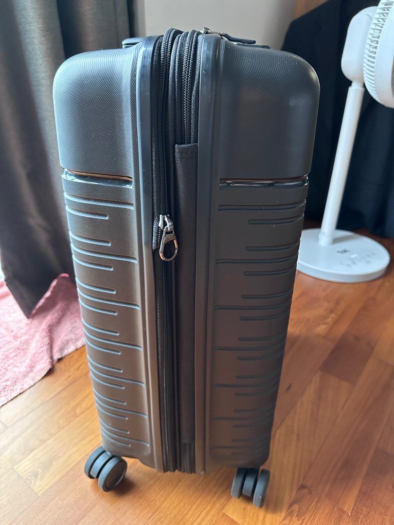 Samsonite Cabin Plus with Quick Access Compartment, Hobbies & Toys ...
