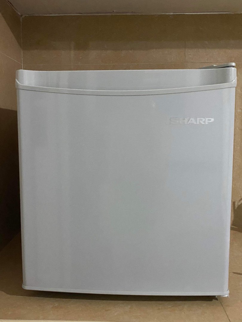 Sharp SJ-PL05AS-GY Mini Personal Refrigerator 1.7 cu ft, TV & Home ...