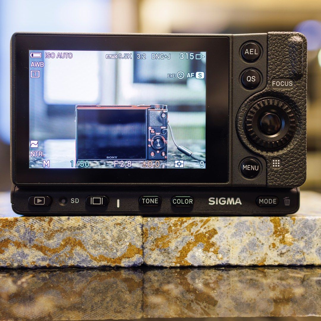 Sigma FP L Electronic Viewfinder EVF-11 Kit + 45mm F2.8 DG DN, Photography, Cameras on Carousell