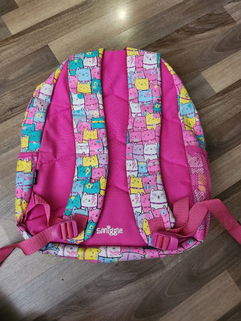 Smiggle Backpack, Babies & Kids, Babies & Kids Fashion on Carousell