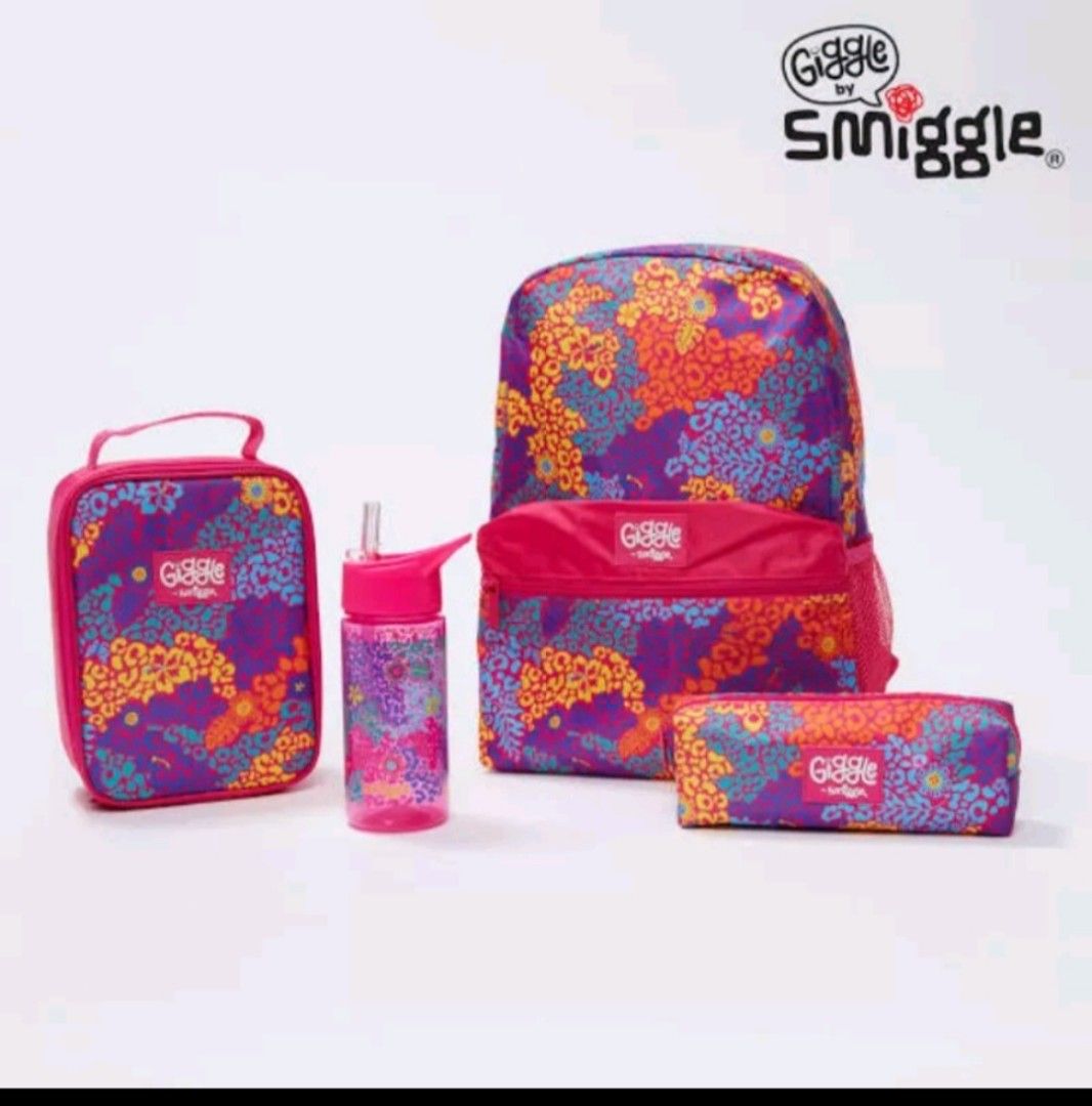 Smiggle giggle set bundle 4 piece bag, Bayi & Anak, Lainnya di Carousell
