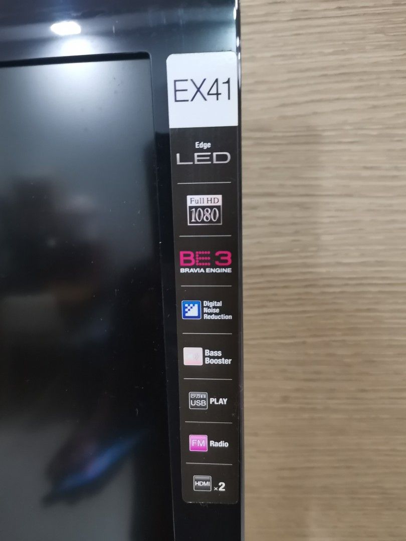 Sony Bravia EX 41, TV & Home Appliances, TV & Entertainment, TV on Carousell