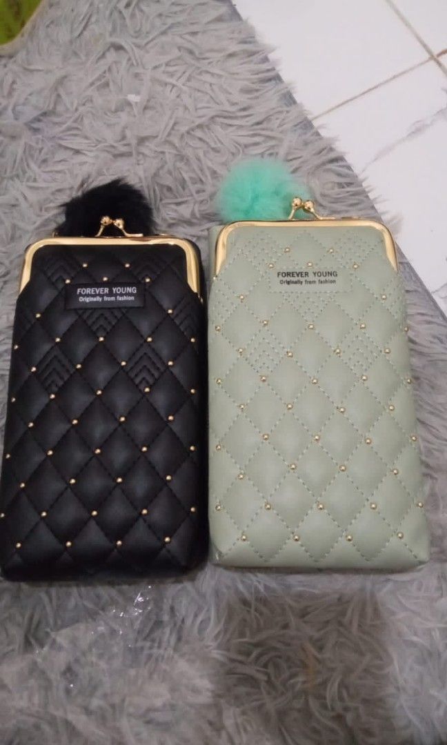 Tas atau dompet hp, Fesyen Wanita, Tas & Dompet di Carousell