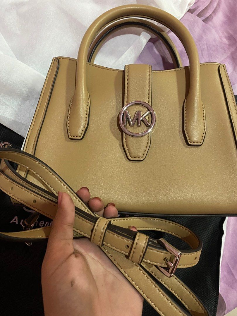 Tas MK original gabby small satchel, Barang Mewah, Tas & Dompet di Carousell