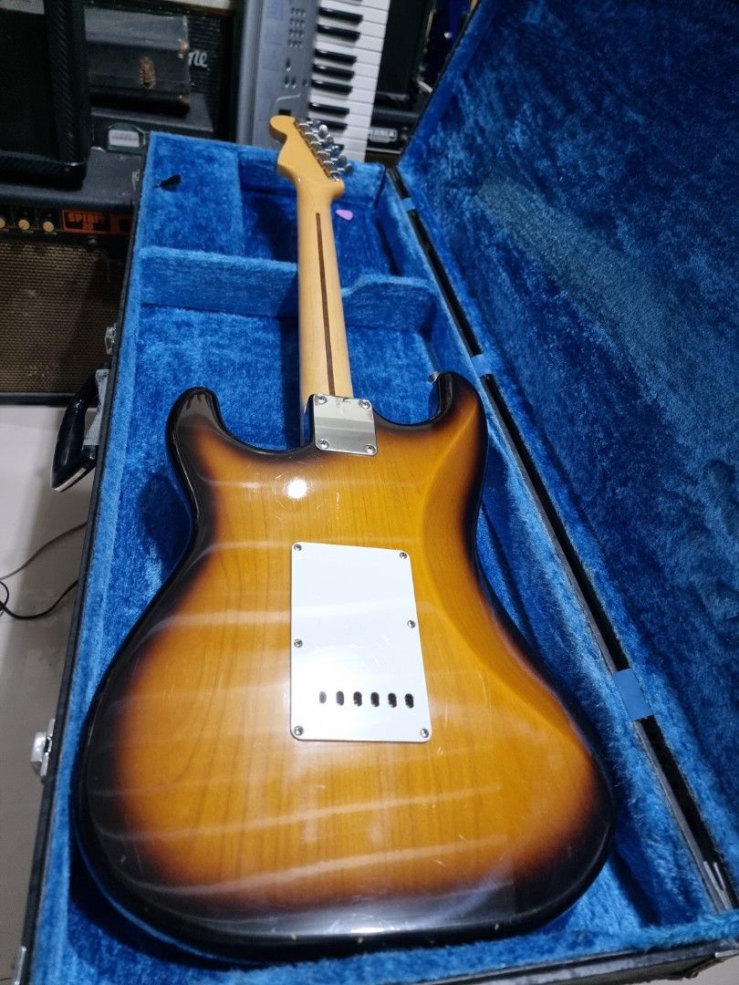 Tokai gold star sounds Made in japan, Hobbies & Toys, Music & Media ...