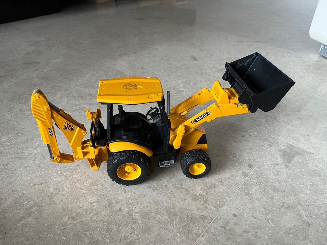 Toy Digger, Hobbies & Toys, Toys & Games on Carousell