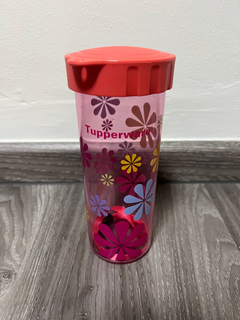 Tupperware 430ml water bottle, Furniture & Home Living, Kitchenware & Tableware, Food ...