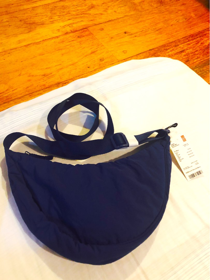 Uniqlo Round Mini Shoulder Bag, Women's Fashion, Bags & Wallets, Cross ...