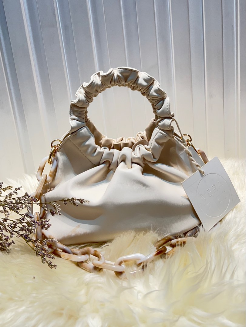 verafied mini bag, Women's Fashion, Bags & Wallets, Purses & Pouches on ...