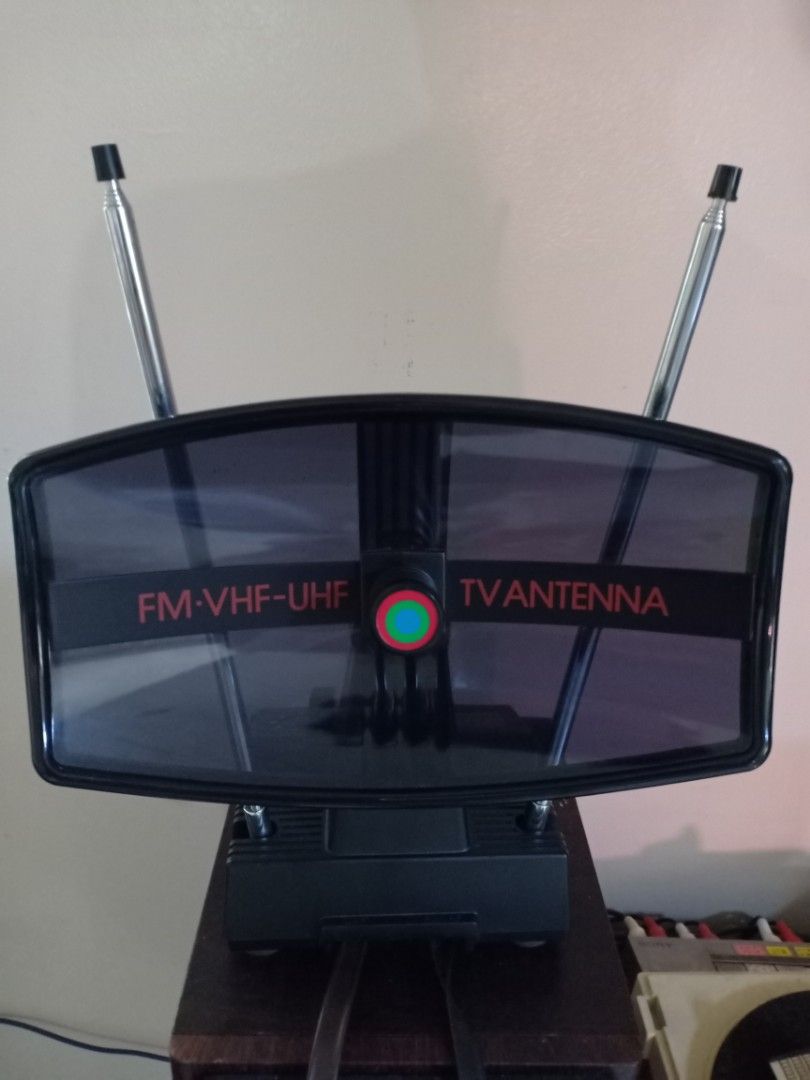 Vintage Indoor TV Antenna, TV & Home Appliances, TV & Entertainment, TV Parts & Accessories on ...
