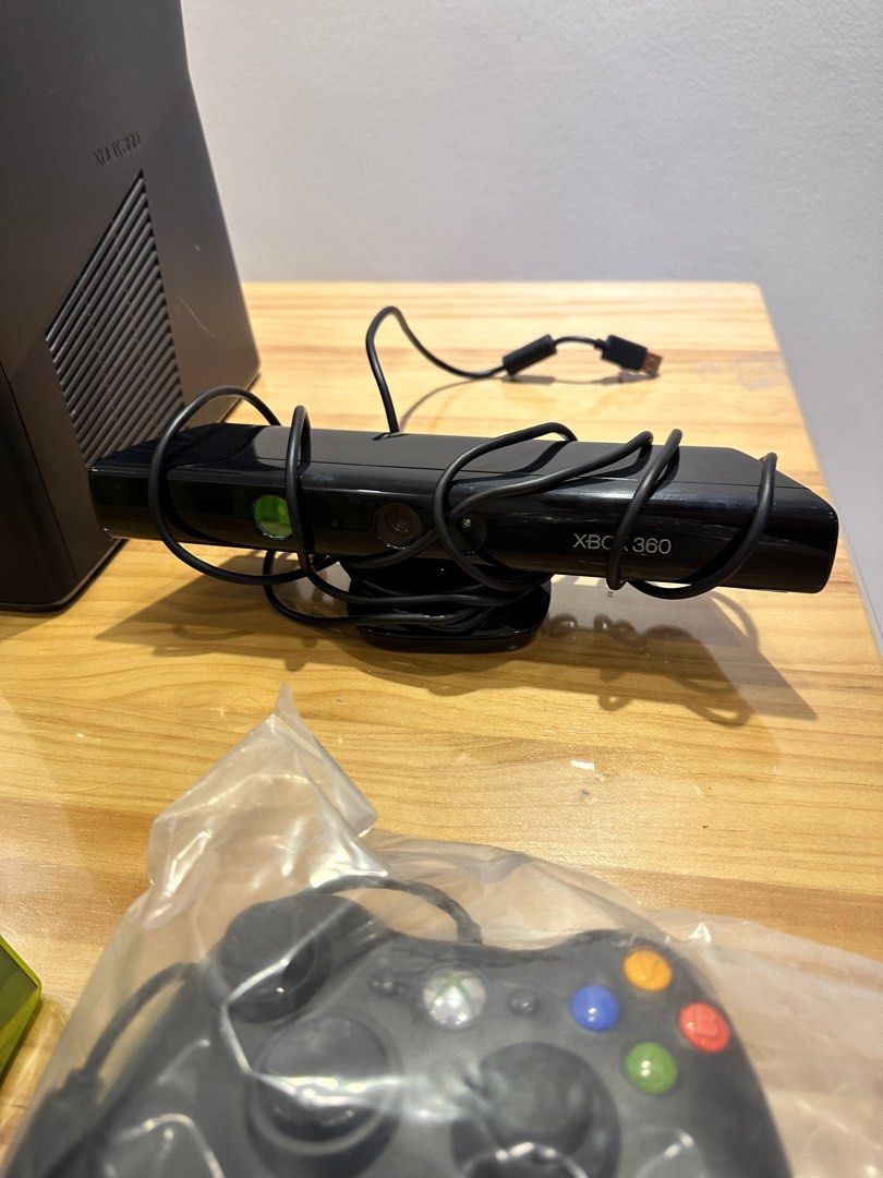 XBox 360 with Kinetic + 12 Games, Video Gaming, Video Game Consoles ...
