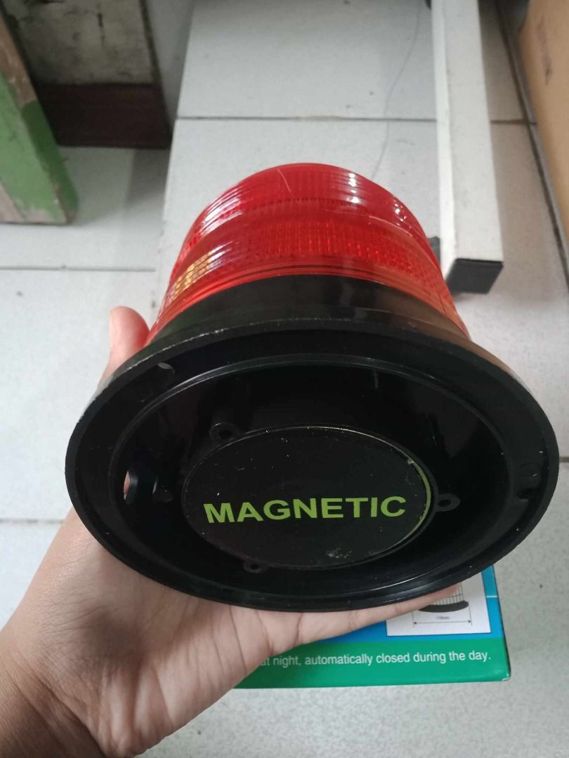 030 Beacon Light Solar Powered Flash Warning Light, Furniture & Home Living, Lighting & Fans ...