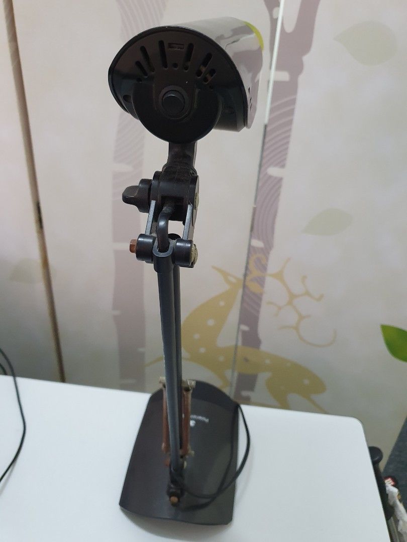 3M Polarizing Table Light with LED light bulb, Furniture & Home Living ...