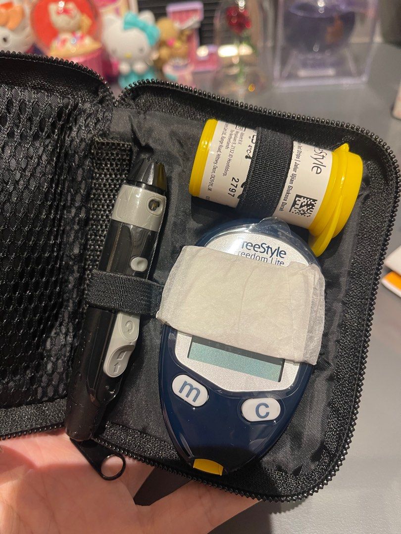 Abbott Glucose Monitoring System, Health & Nutrition, Health Monitors ...