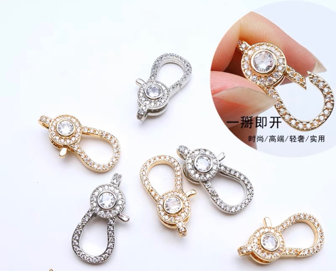 Amulet Hook Diamond, Hobbies & Toys, Memorabilia & Collectibles, Religious Items on Carousell